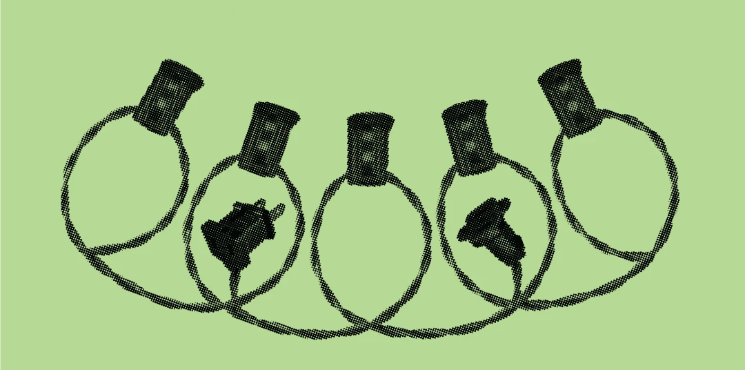 Vintage-style Christmas Light Strings in Classic and Deluxe Styles ...